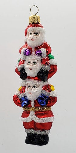 Santa Pyramid | The Christmas Bear
